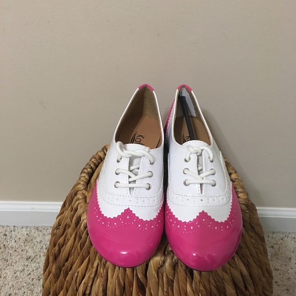 Kalli | Shoes | Kalli Flat White And Pink Loafers Adorable | Poshmark